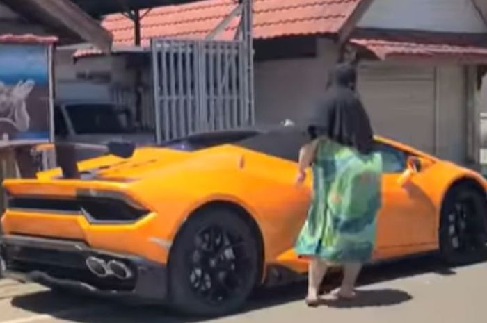 Viral Emak-emak Berdaster Bawa Mobil Lamborghini - Ntvnews.id