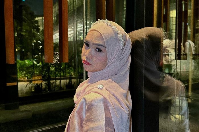 Pasca Cerai, Ria Ricis Unggah Foto Bahagia Sampai Pose Manyun - Semua ...