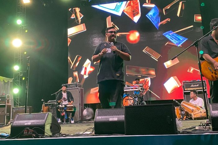 Ndarboy Genk Sukses Hibur Penggemar di Konser Rhapsody Nusantara ...