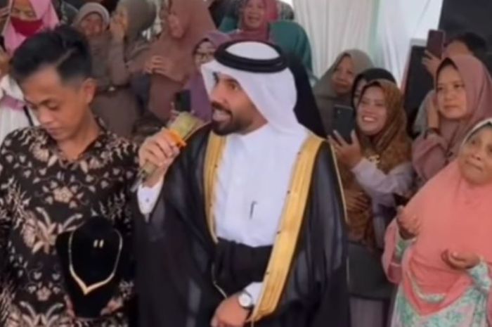 Kocak! Majikan Asal Arab Saudi Sambutan di Pernikahan ART di Indonesia ...