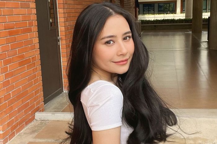 Rumor Pacaran Dengan Dikta Prilly Latuconsina Minta Didoakan Ntvnews Id