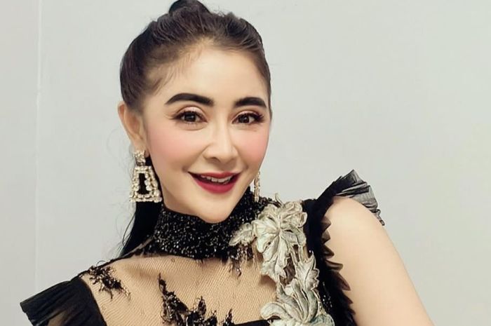 Uut Permatasari Sempat Disebut Penyanyi Rp15 Ribuan Saat Sekolah - Semua Halaman - Ntvnews.id