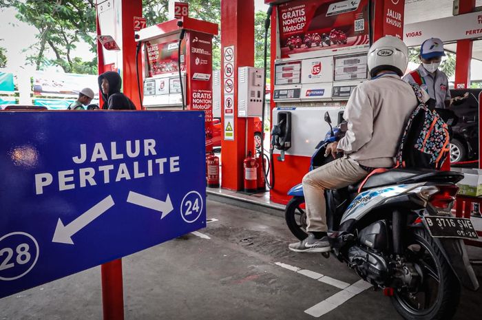 Ternyata Segini Harga Asli Pertalite dan Solar Jika Tidak Disubsidi ...