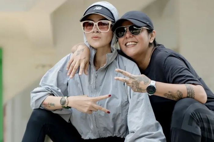 Lihat Cahaya Botak, Cinta Ramlan Bangun dari Mati Suri - Semua Halaman ...