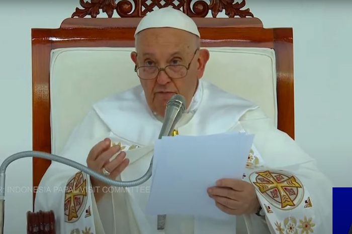 Ini Isi Khotbah Paus Fransiskus saat Misa Agung di GBK - Ntvnews.id