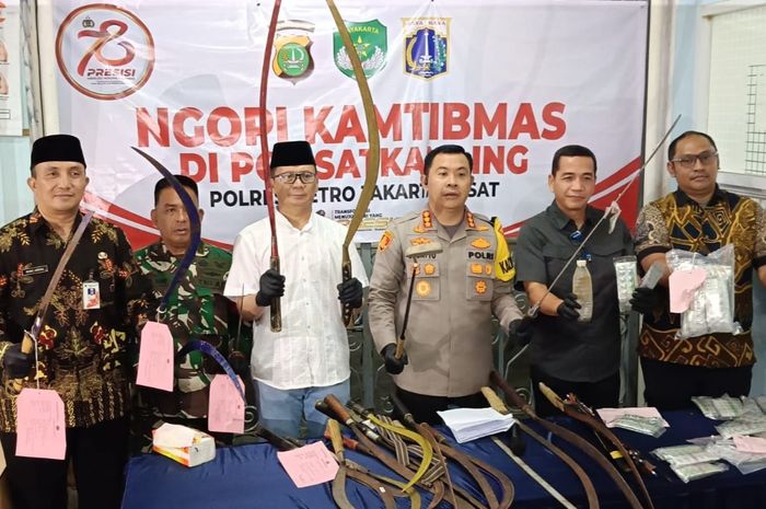 5 Pengedar Obat Keras Di Jakpus Ditangkap Ribuan Butir Disita Ntvnews Id