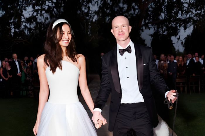 Profil Angela Meng, Istri Brian Armstrong - Ntvnews.id