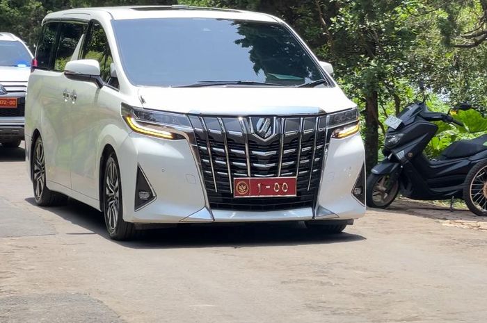 Daftar Lengkap Pelat Nomor Mobil Menteri dan Pejabat Kabinet Merah ...