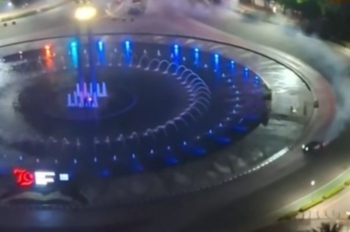 Viral Mobil Nge-drift di Bundaran HI, Ini Kata Polisi - Ntvnews.id