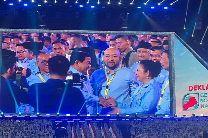 Prabowo Sapa Titiek Soeharto di GSN, Tepuk Tangan pun Bergemuruh - Ntvnews.id