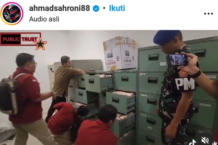 Sahroni Posting Video Petugas Gerebek Staf Khusus Budi Arie, Temukan ...