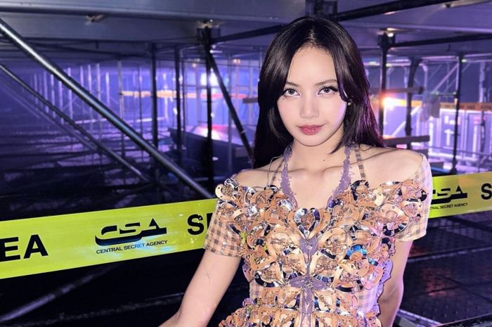 Lisa Blackpink Tiba di Jakarta Pakai Jet Pribadi Dijemput Mobil Listrik ...