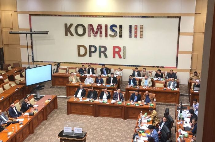 Ini 5 Anggota Dewas Pengawas yang Ditetapkan Komisi III DPR RI - Ntvnews.id