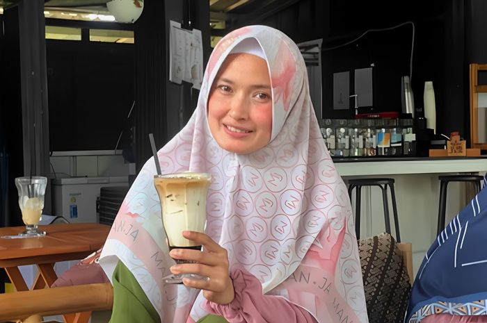 Profil Mega Aulia, Mantan Artis yang Minta Sinetron Lawasnya Saat Belum ...