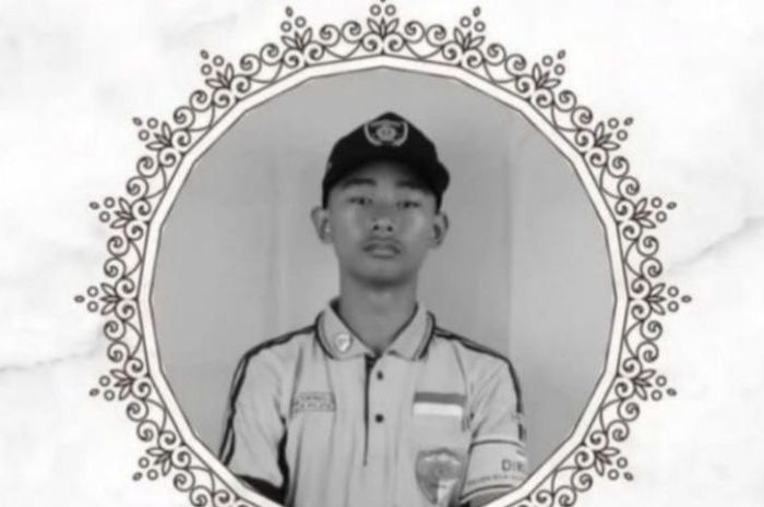 Siswa SMK 4 Semarang Anggota Paskibra, Diduga Tewas Ditembak Oknum ... Siswa SMK 4 Semarang Anggota Paskibra, Diduga Tewas Ditembak Oknum ...