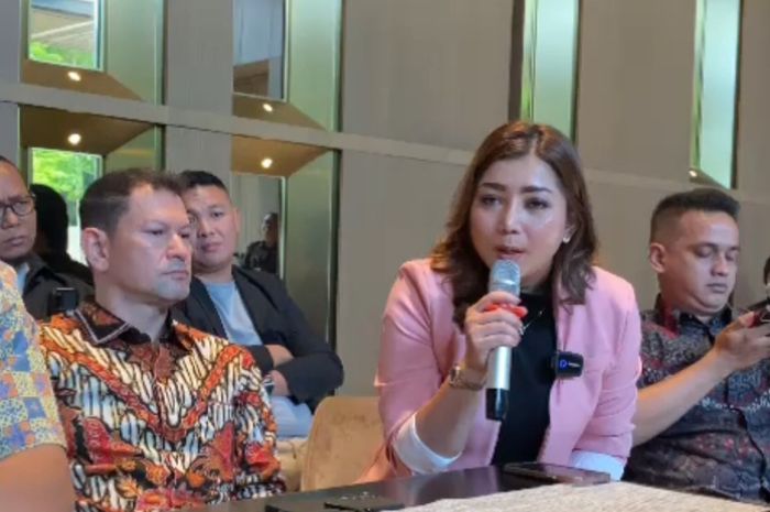 Pratiwi Noviyanthi Disebut Ani-ani oleh Farhat dan Densu, Langsung Beri Tanggapan Tegas - Ntvnews.id