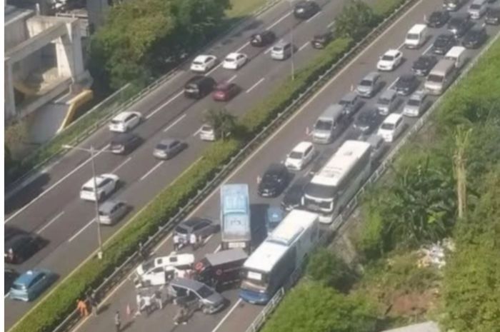 Kecelakaan Beruntun di Tol Dalam Kota, Jasa Marga Prioritaskan Keselamatan Pengguna Jalan ...