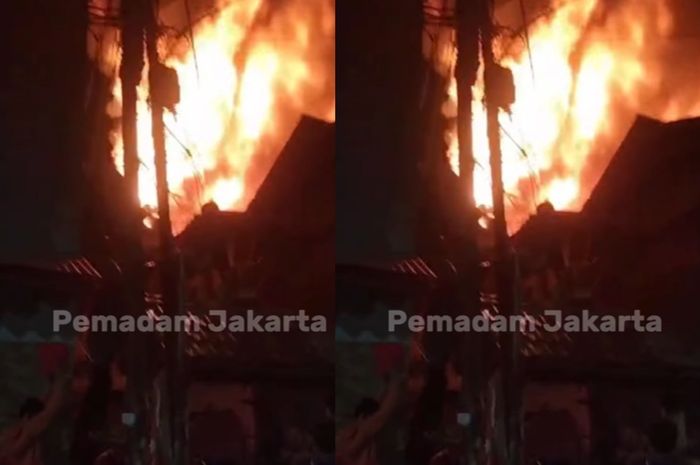 Kebakaran Melanda Rumah-rumah di Johar Baru - Ntvnews.id