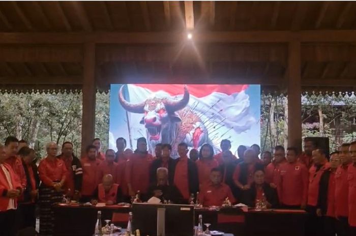 Daftar 27 Kader yang Dipecat PDIP - Ntvnews.id Daftar 27 Kader yang Dipecat PDIP - Ntvnews.id