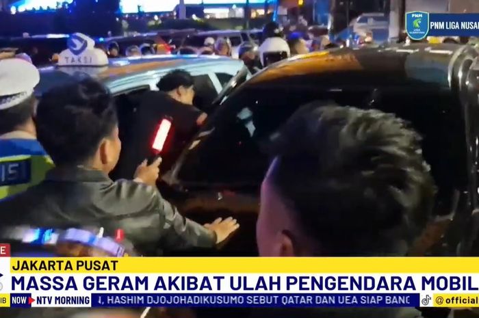 Kabur Usai Tabrak Dua Pengendara Sepeda Motor, Mobil Ini Jadi Sasaran ...