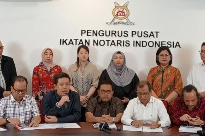 Dualisme Ikatan Notaris Indonesia Disebut Belum Berakhir - Ntvnews.id