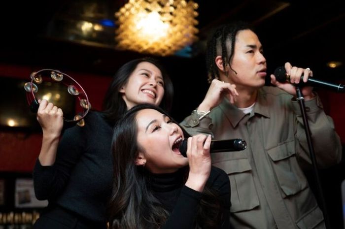 LC Karaoke di Banyuwangi Diberi Pelatihan dan Sertifikasi - Ntvnews.id
