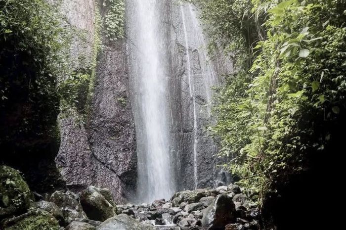 Viral Tarif Masuk Curug Naik Hingga Rp54.900 - Ntvnews.id