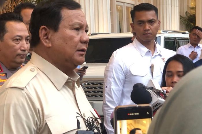 Prabowo Mendadak Datangi Sekolah di Pulogadung, Cek Program Makan ... Prabowo Mendadak Datangi Sekolah di Pulogadung, Cek Program Makan ...