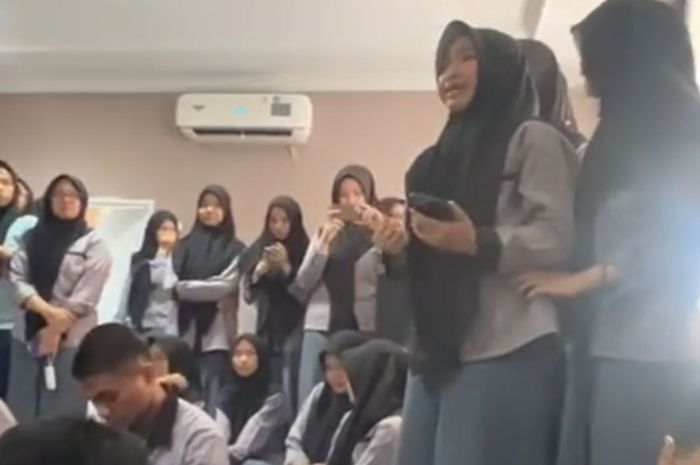 Puluhan Siswa SMAN 17 Makassar Gagal Ikut SNBP Gegara Sekolah Lalai Input Data - Ntvnews.id