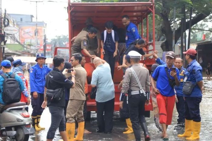 BPBD Tangerang: Ciledug Indah Jadi Wilayah Terdampak Banjir Terparah - Ntvnews.id