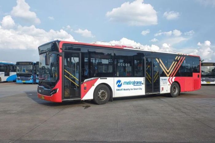 Transjakarta Perpanjang Jam Operasional Menuju Stasiun dan Pelabuhan Saat Lebaran - Ntvnews.id