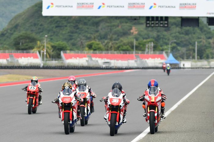 Pertamina Dukung Pembalap Muda Berprestasi di Ajang Pertamina Mandalika Racing Series 2025 ...