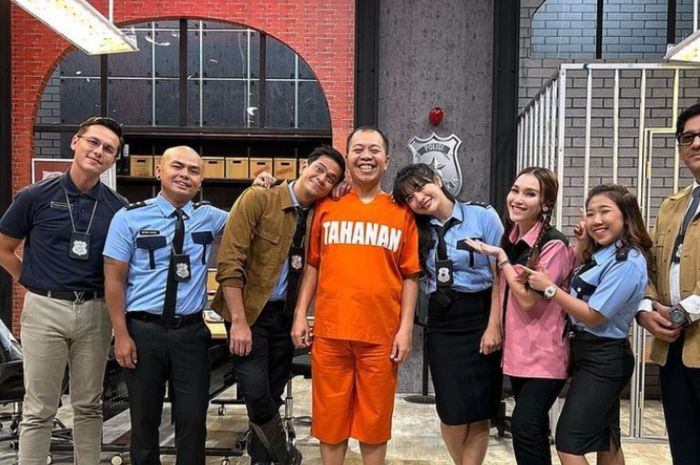 Profil Gilang Gombloh, eks Komedian 'Lapor Pak' yang Tabrakan di Cikarang - Ntvnews.id