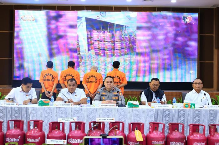 Bareskrim Bongkar Kasus LPG Oplosan di Karawang dan Semarang, 4 Orang Diciduk - Ntvnews.id