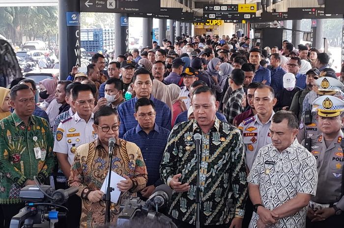 Bersama Wali Kota Bekasi, Pramono Resmikan Rute Transjabodetabek Vida Bekasi-Cawang - Ntvnews.id