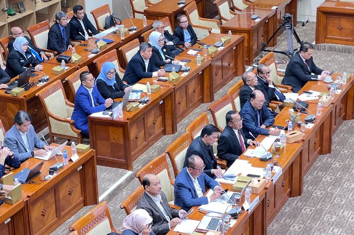 Komisi III DPR Masih Tunggu Masukan Revisi KUHAP, Ada RDPU yang Ditolak? - Ntvnews.id