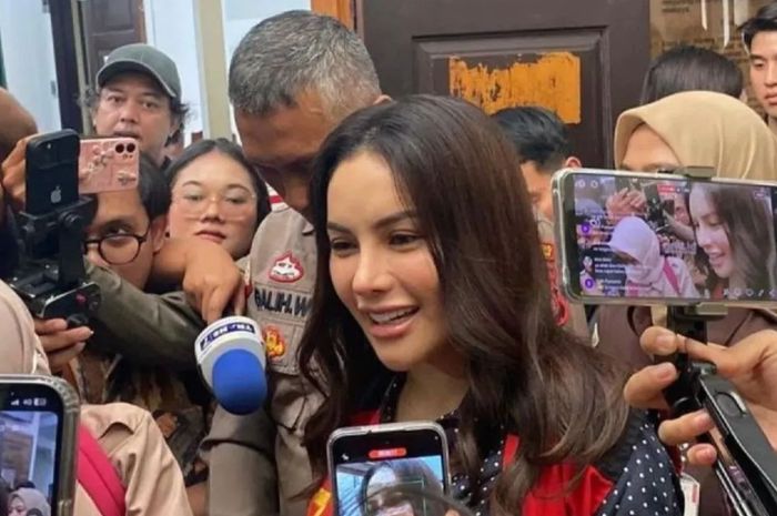 Sidang Nikita Mirzani Digelar Daring Akibat Aksi Demo, Hadirkan Saksi Ahli - Ntvnews.id