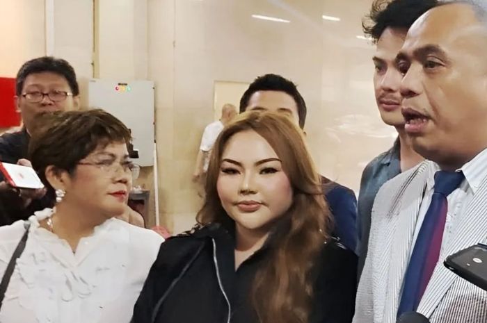 Terpopuler: Lisa Mariana Ngaku Tak Tahu Aliran Dana dari Ridwan Kamil ...