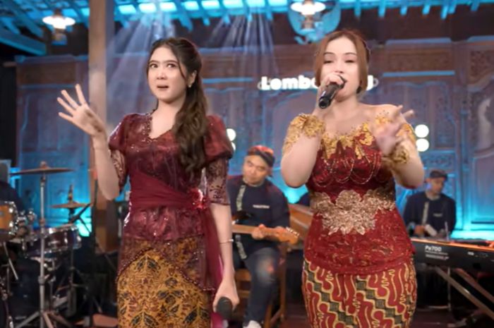 Ochi Alvira Duet Bareng Ajeng Febria Tembangkan Lagu Istana Bintang ...