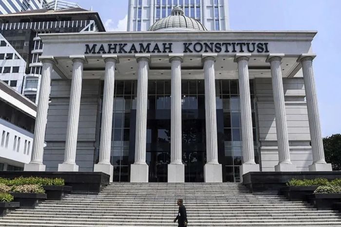 MK Perintahkan Pemerintah Gratiskan Sekolah SD dan SMP Swasta - Ntvnews.id