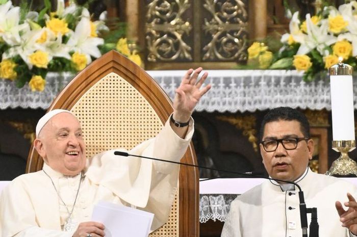 Paus Ungkap Makna di Balik Arsitektur Megah Gereja Katedral Jakarta ...