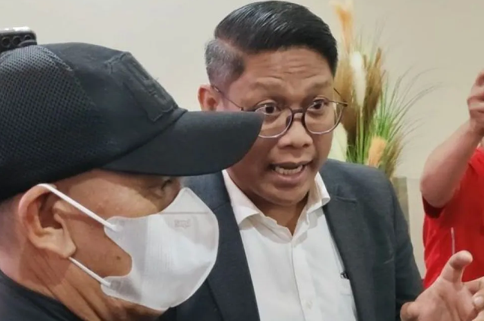 Kades Kohod Tiba di Bareskrim untuk Diperiksa Terkait Pagar Laut Tangerang - Ntvnews.id