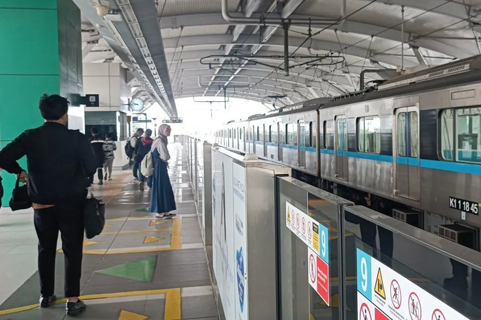 Pengguna MRT Kini Bisa Bayar Tiket Pakai GoPay - Ntvnews.id
