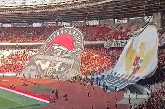 Lambang Garuda Pancasila Raksasa Terbentang di Duel Timnas Indonesia vs ...