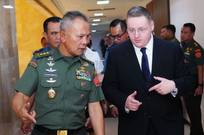 Kasum TNI Letjen Richard Tampubolon Terima Kunjungan Deputi Pertahanan ...