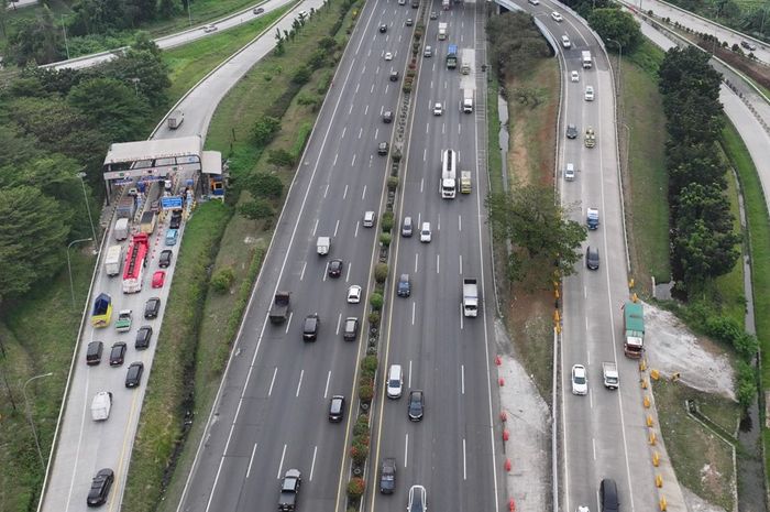 1,1 Juta Kendaraan Tinggalkan Jabotabek Selama Libur Natal 2024 - Ntvnews.id