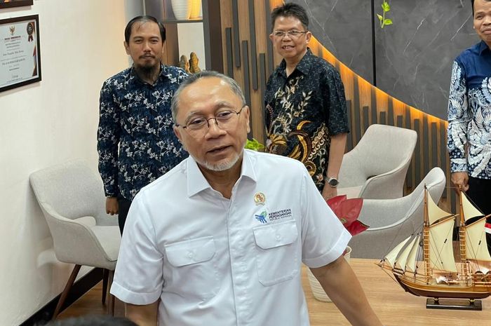 Mendag Zulhas Usul Pedagang Bakso Hingga Warteg Urus Sertifikasi Halal ...